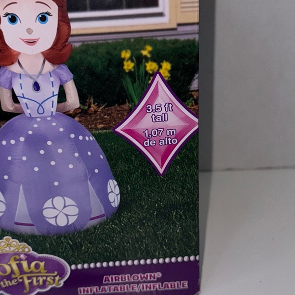 Disney | Party Supplies | Nwt Disney Princess Sophia The First Airblown ...